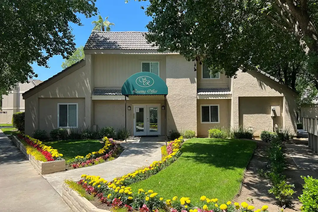 Townhomes For Rent Fresno