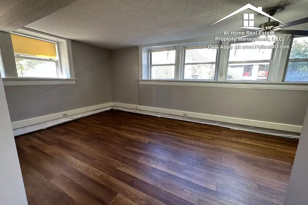 808 Center St unit 808-3 Center Street - Fulton, MO | Rent.