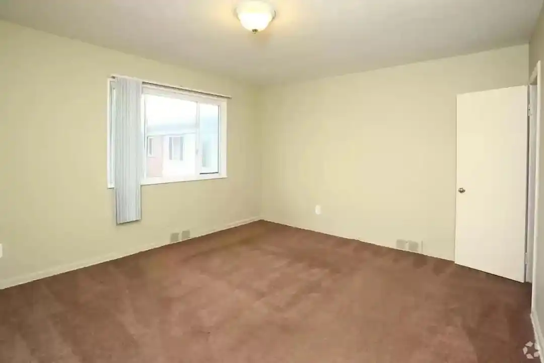14214 Riverview St - Detroit, MI | Rent.