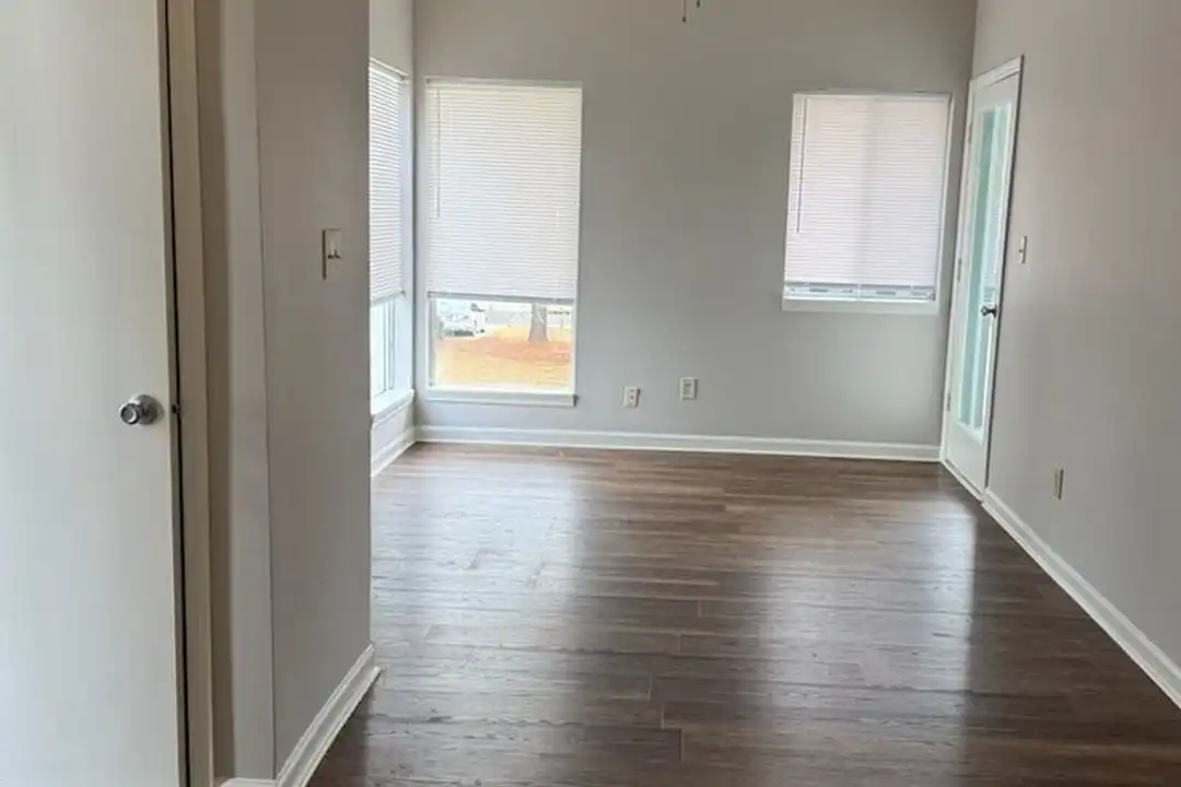 549 S Moore St unit 206 - Clayton, NC | Rent.