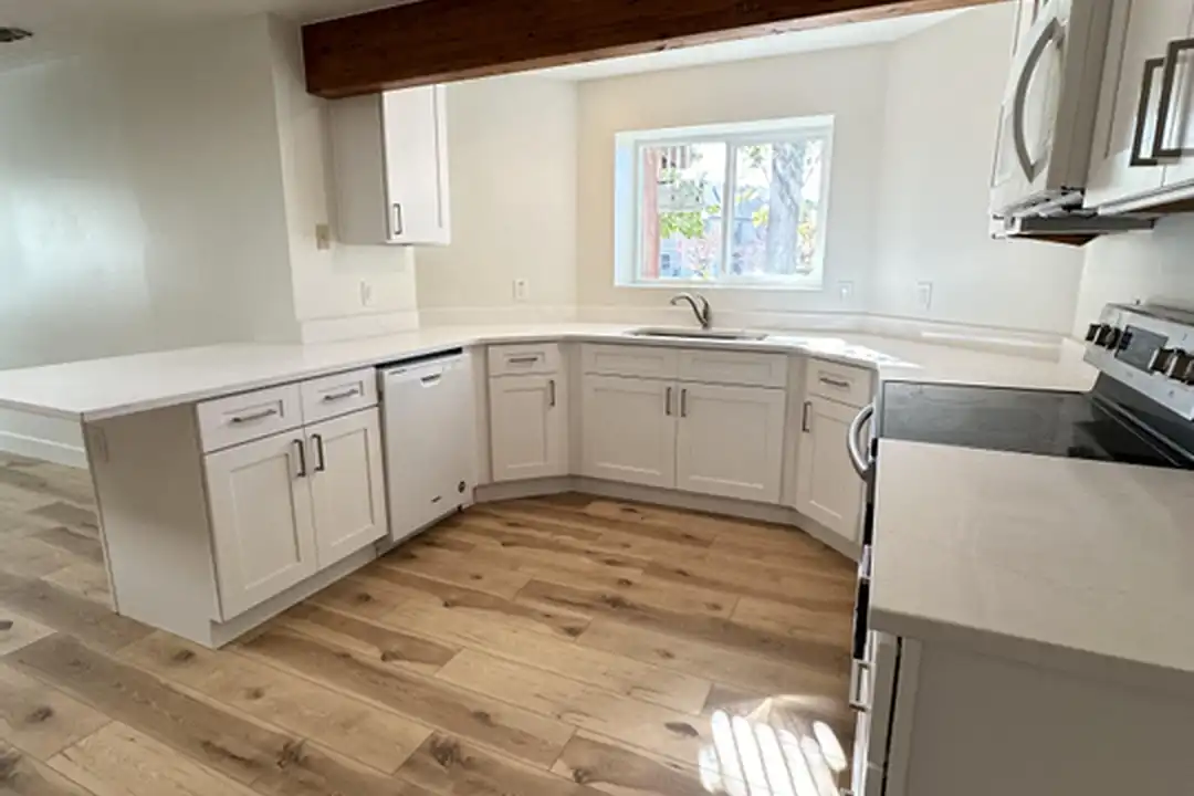 10218 Snow Iris Way - Sandy, UT | Rent.