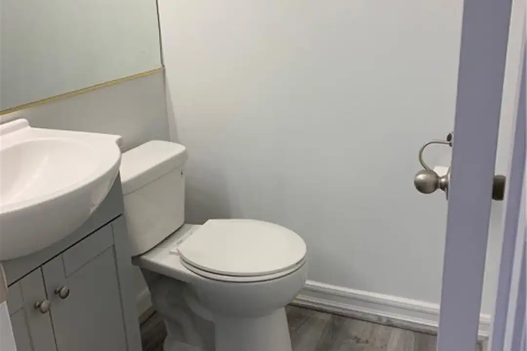 19234 Hamlin St - Los Angeles, CA | Rent.