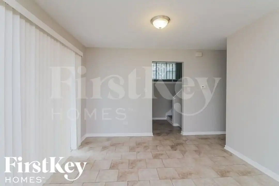 4351 Scott St - Oak Forest, IL | Rent.