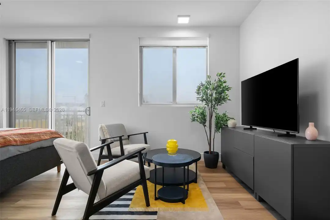 650 SW 1st St unit 405 - Miami, FL | Rent.