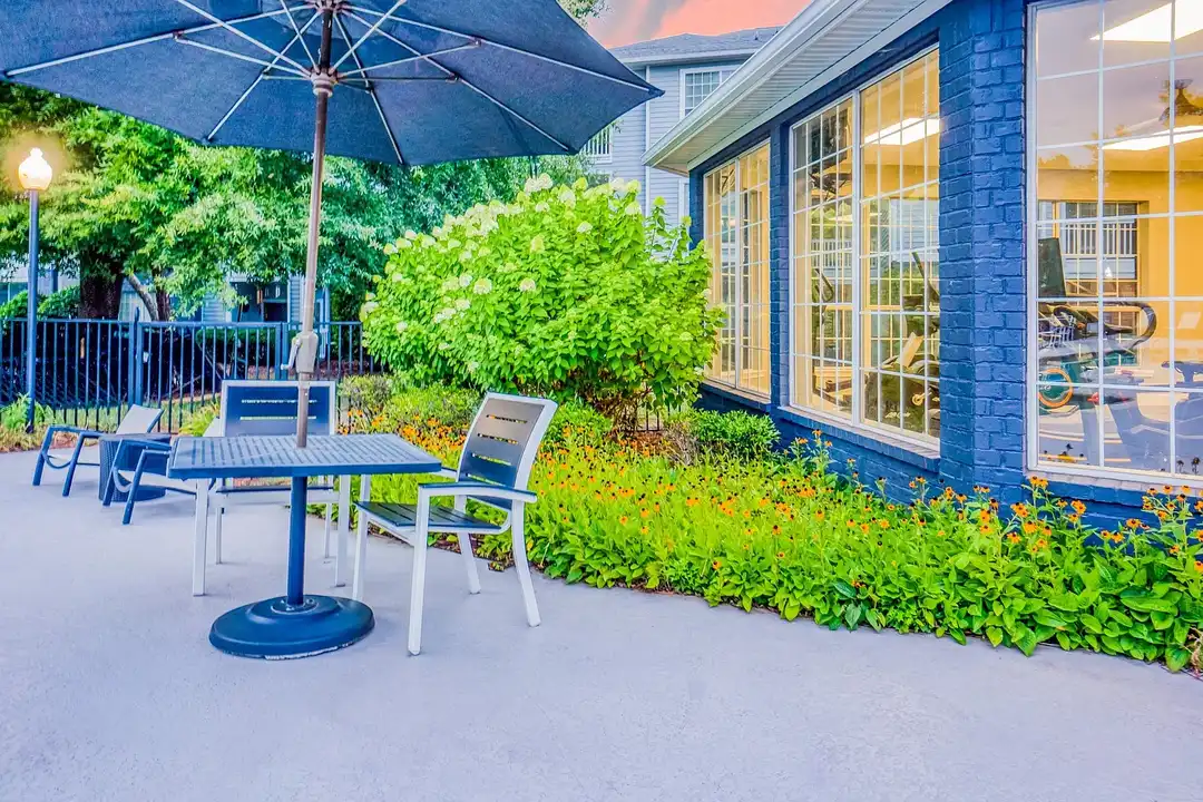 Windsor Addison Park - 6225 Hackberry Creek Trl - Charlotte, NC | Rent.