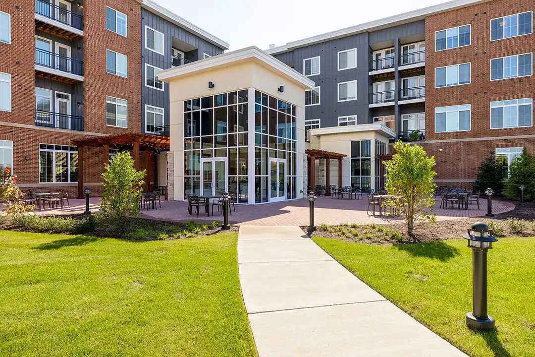 Icon Riverwalk - 55+ Active Adult Apartment Homes - 1 Riverwalk ...