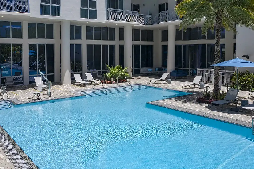 Blu27 at Edgewater - 2701 Biscayne Blvd - Miami, FL | Rent.