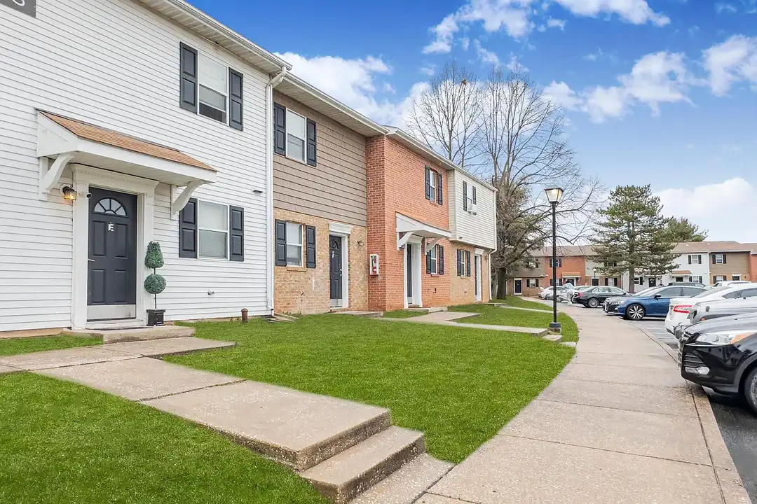 Yorktowne Pointe - 1700 Yorktowne Dr - York, PA | Rent.
