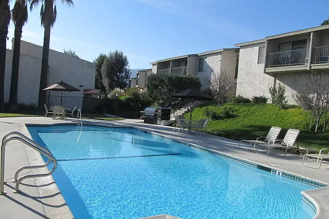 Hillside Village Apartments - 4343 Ocean View Blvd - Montrose, CA | Rent.