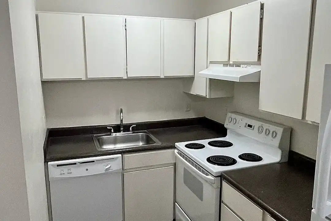 Cedar Cliff Apartments - 250 S 900 E - Salt Lake City, UT | Rent.