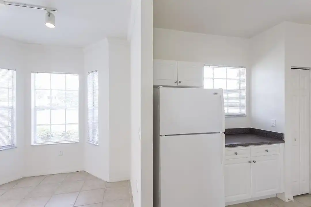THE ESTATES AT STUART - 85 SE Hancock St - Stuart, FL | Rent.