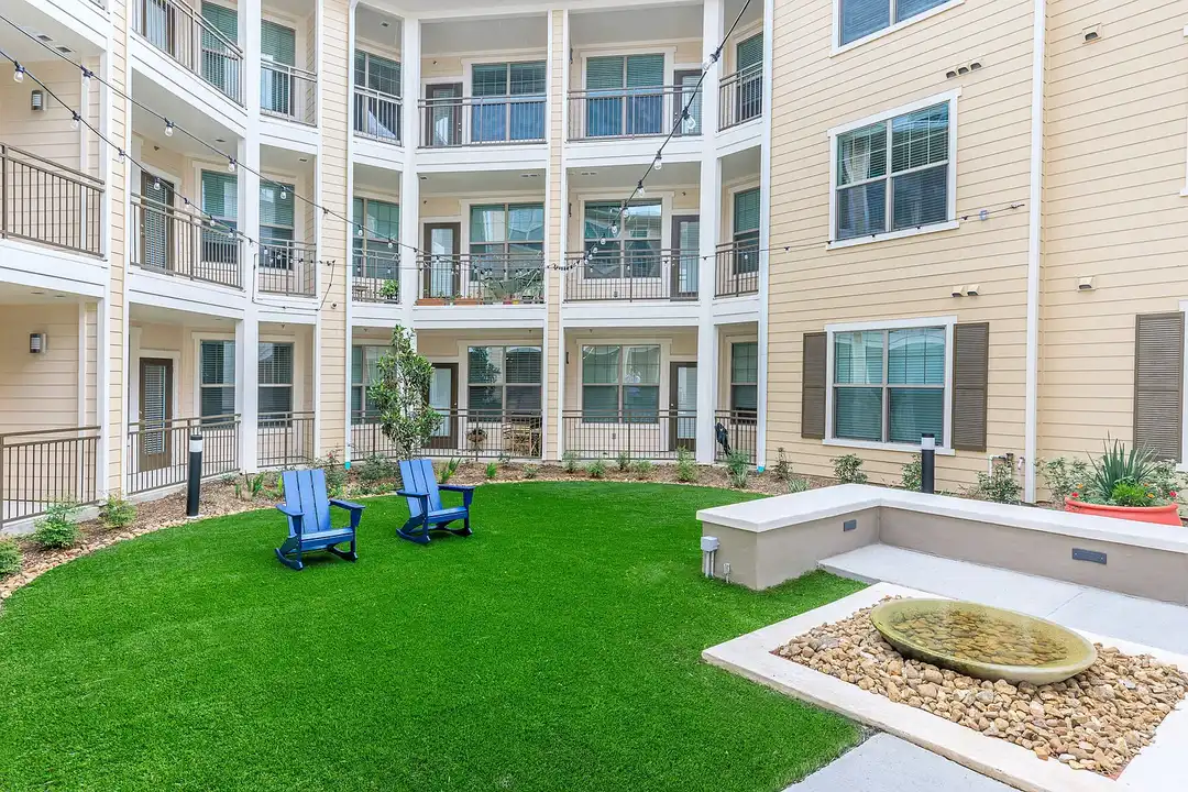 Reserve at Lake Jackson - 202 FM 2004 Rd - Lake Jackson, TX | Rent.