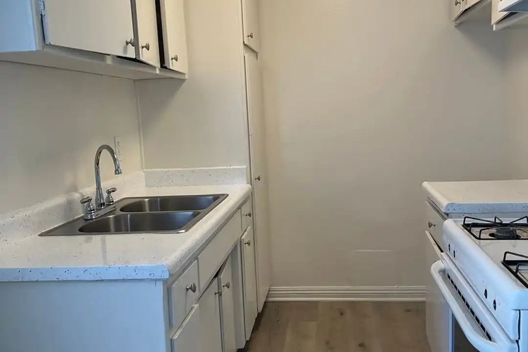 14742 Vanowen St unit 208 - Los Angeles, CA | Rent.