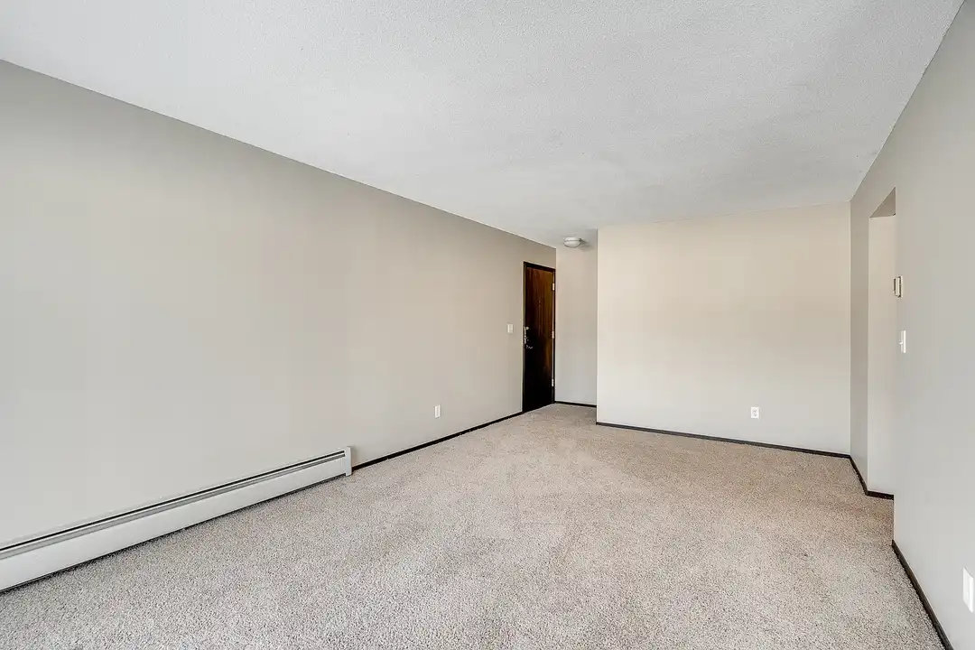 Shepard Terrace - 2061 Shepard Rd - Saint Paul, MN | Rent.