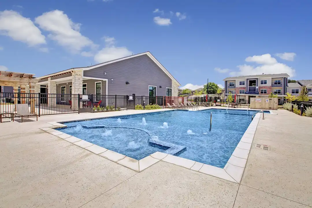 Bellingham Park - 6816 Boyce Ln - Manor, TX | Rent.