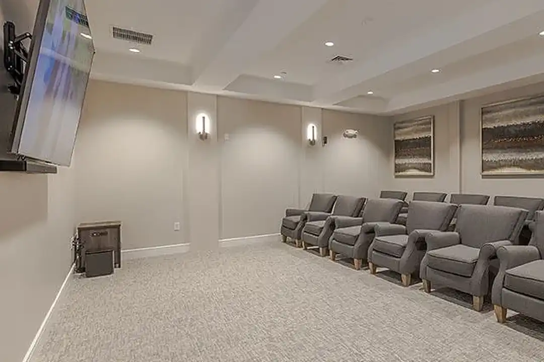 Fox Meadow Apartments - 100 Fox Meadow Dr - Maple Shade, NJ | Rent.
