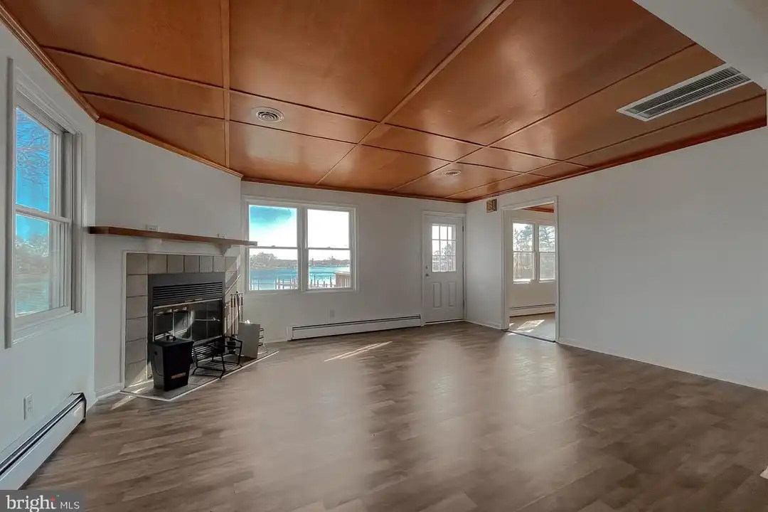 37117 Moore Rd - Bushwood, MD | Rent.