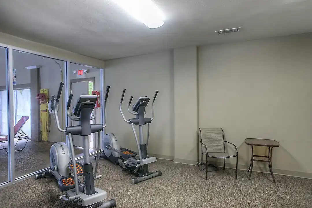 Nottingham Place Apartments - 704 S Drake Rd - Kalamazoo, MI | Rent.