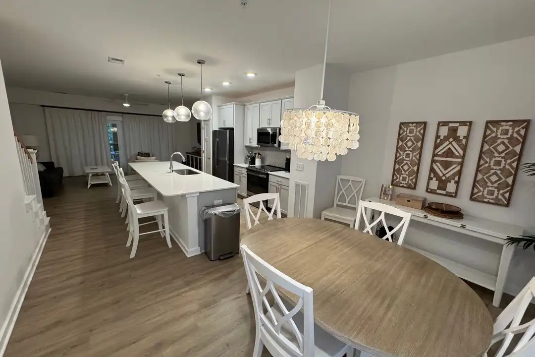 1118 Cambridge Rd unit B - Kill Devil Hills, NC | Rent.