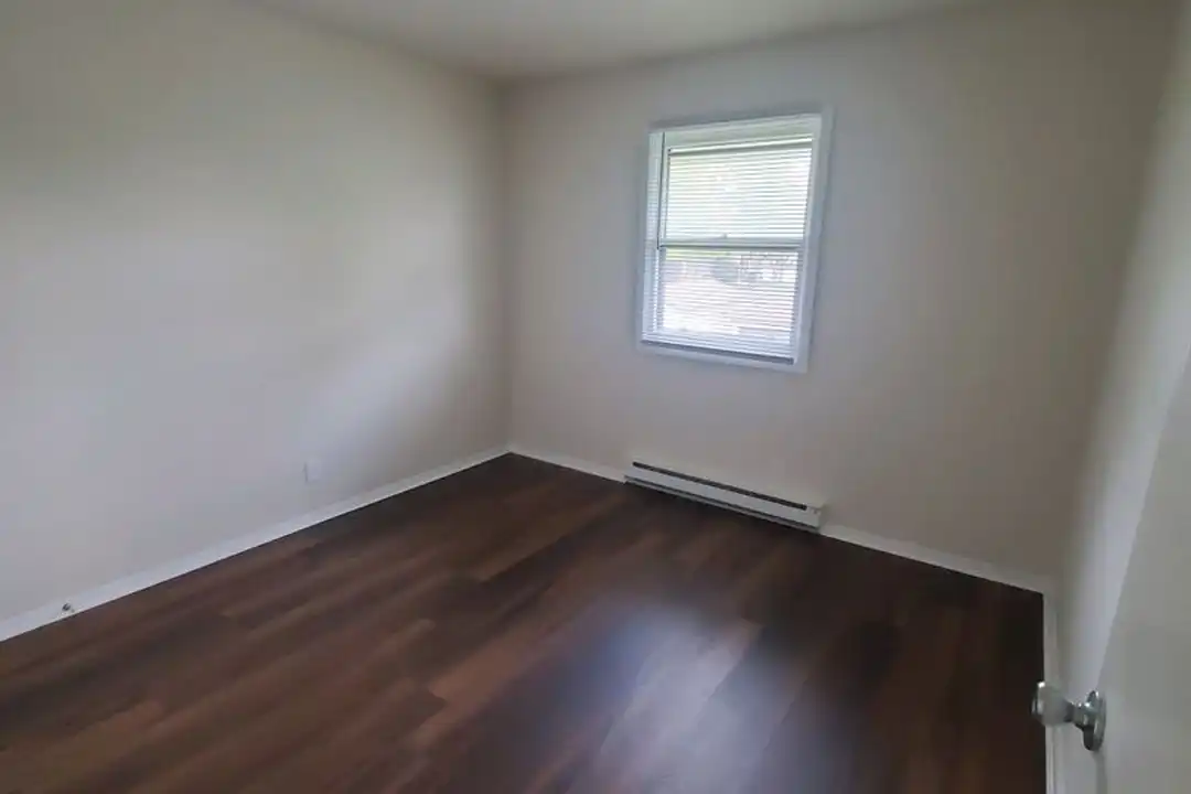 7572 Cherryvale N Blvd unit 307 - Cherry Valley, IL | Rent.