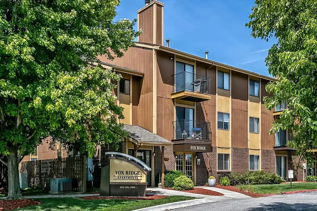 Fox Ridge Apartments - 10834 Cottonwood Ln - Omaha, NE | Rent.