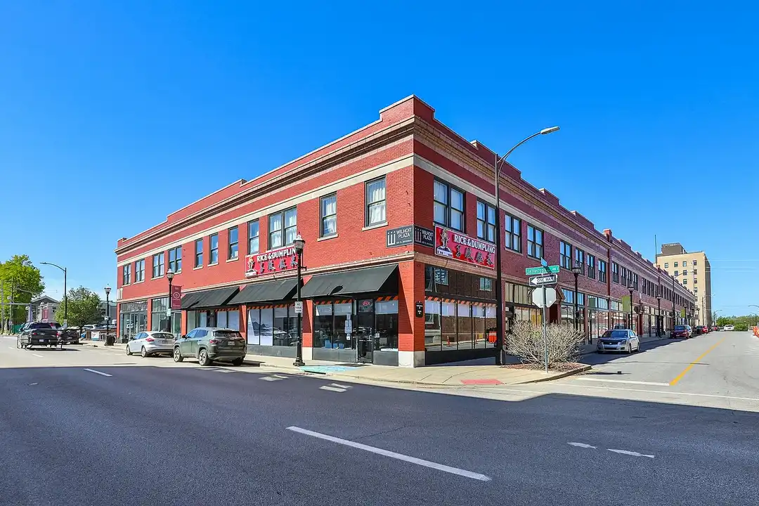 Wilhoit Plaza Lofts - 430 W Pershing St - Springfield, MO | Rent.
