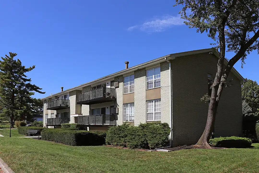 Mayfair Manor - 845 Pleasure Rd - Lancaster, PA | Rent.
