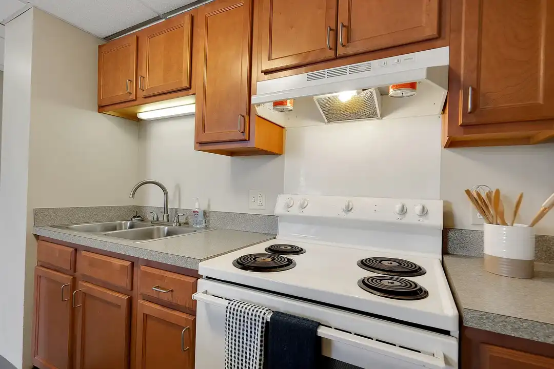 Nazareth Towers Senior Apartments - 62+ - 300 E Rich St - Columbus, OH ...