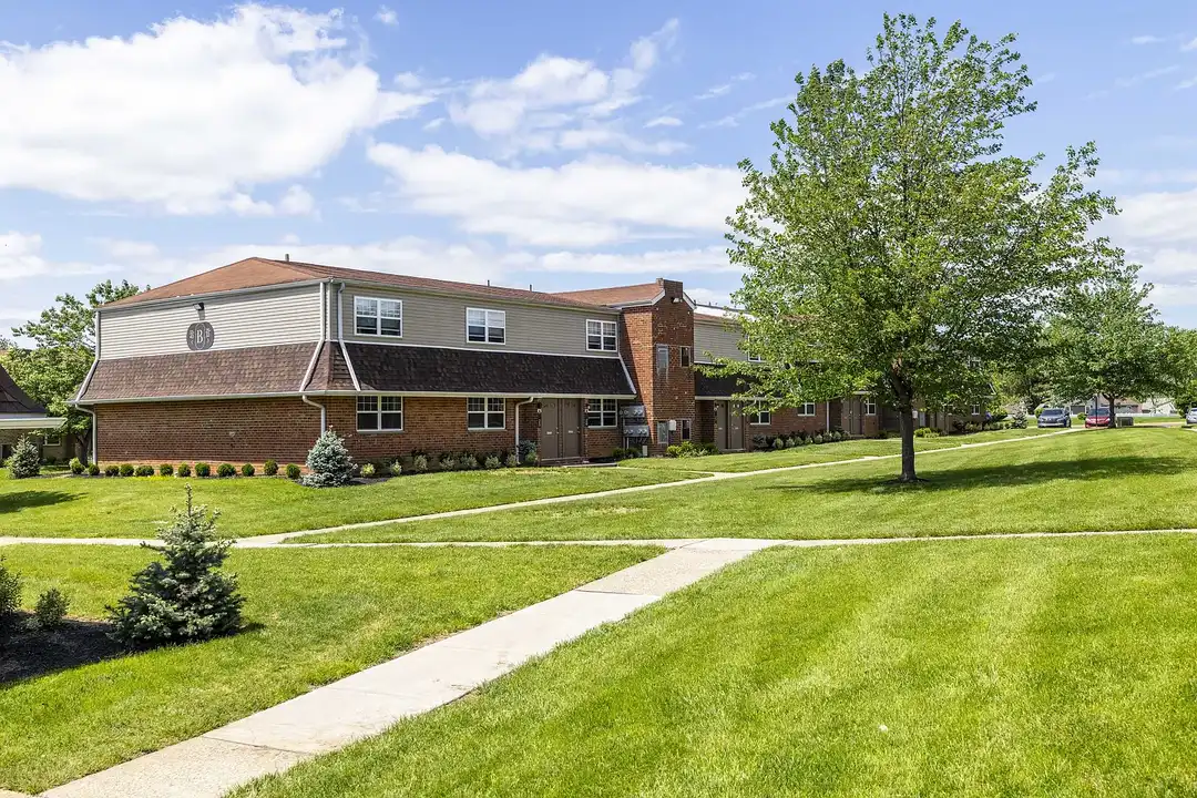 Lakeview Terrace - 251 S Olds Blvd - Fairless Hills, PA | Rent.