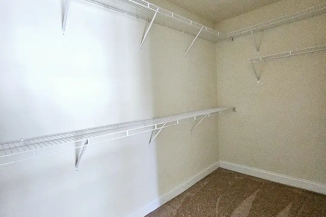 Reserve at Grings Mill - 2222 Tulpehocken Rd - Wyomissing, PA | Rent.
