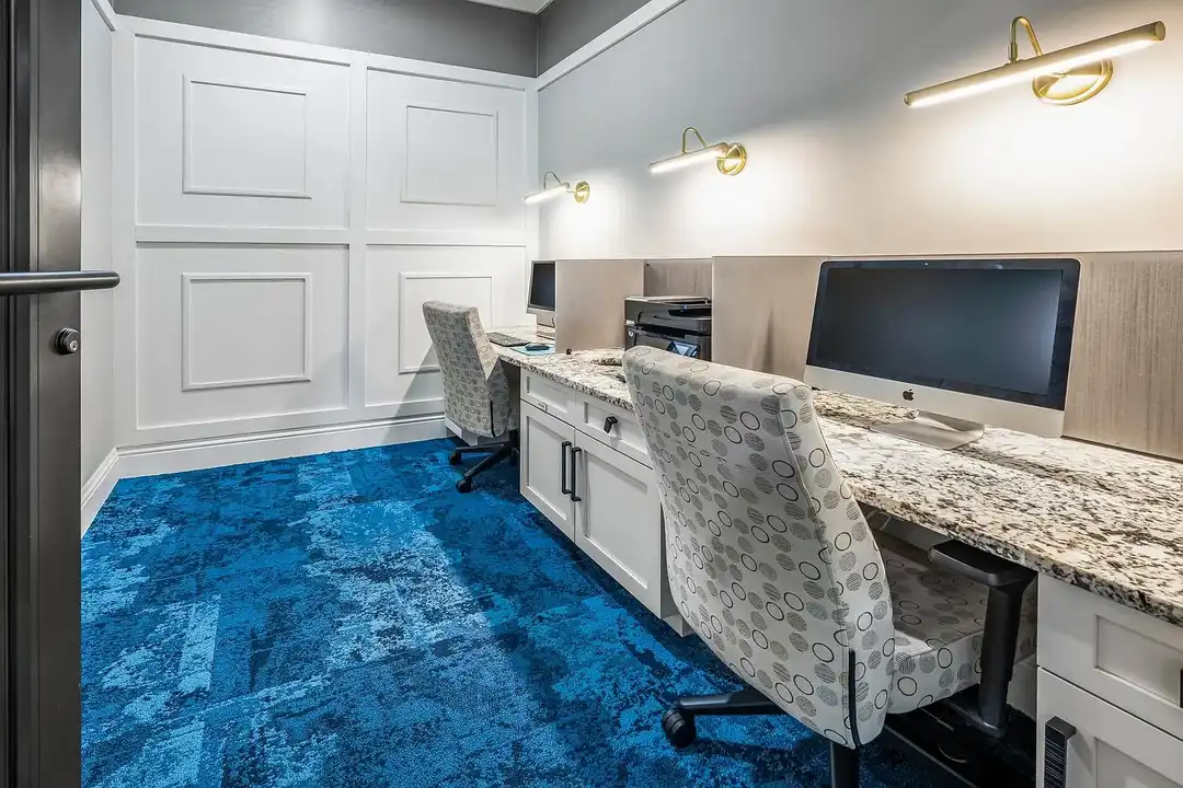 Peridot Palms - 10601 Gandy Blvd N - Saint Petersburg, FL | Rent.