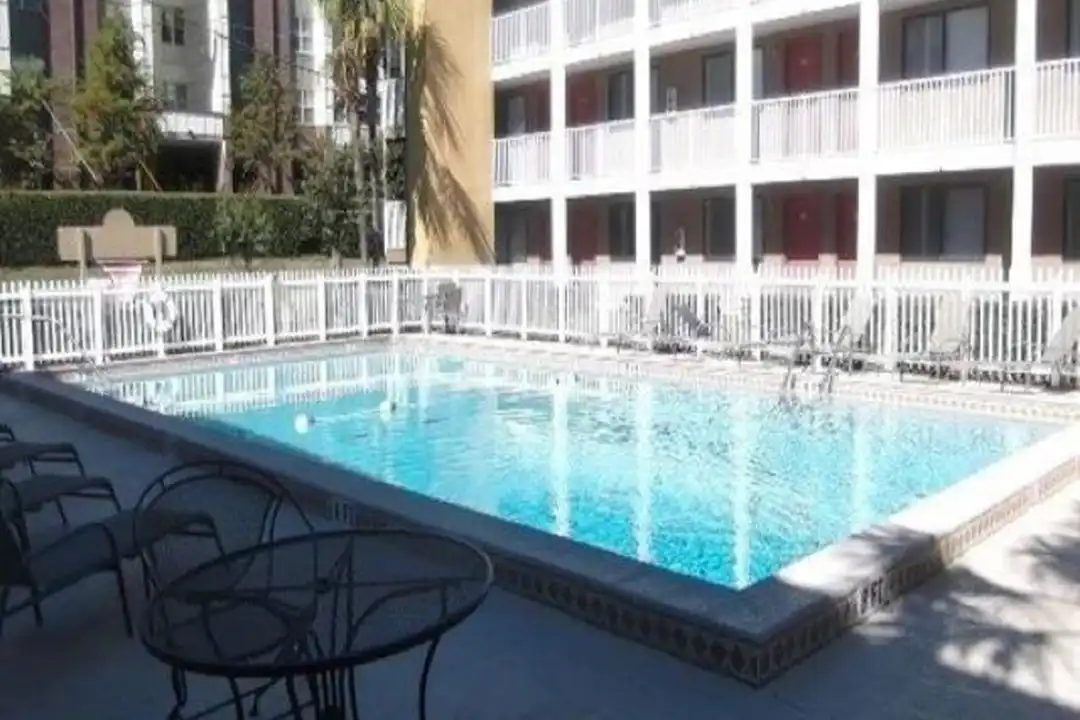 253 Hayden Rd unit 214 - Tallahassee, FL | Rent.