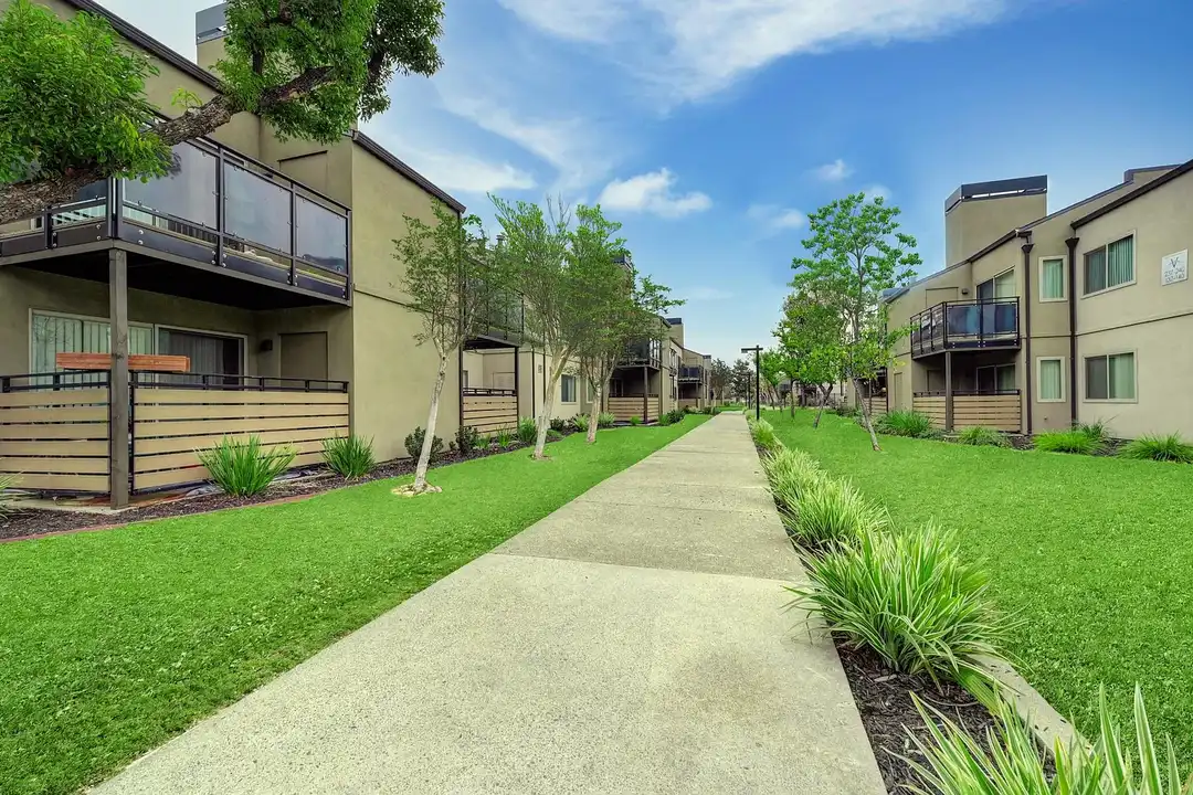 Venetian Bridges - 2244 Rosemarie Ln - Stockton, CA | Rent.