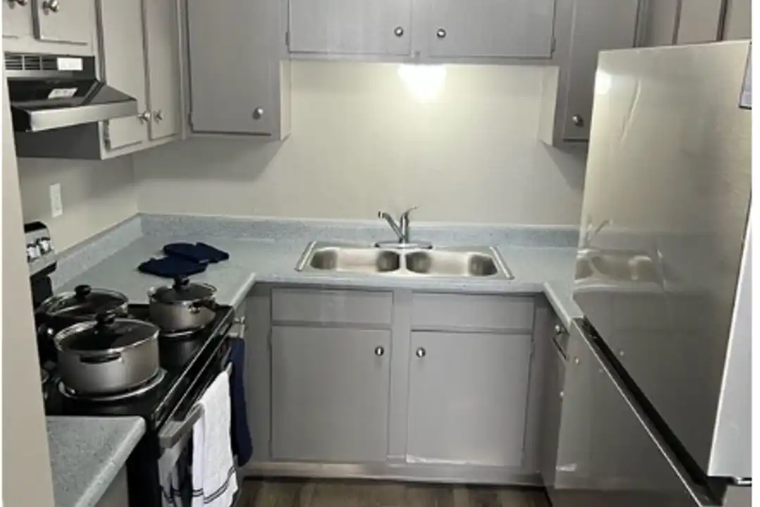 Casitas Del Bella - 3357 Cerrillos Rd - Santa Fe, NM | Rent.