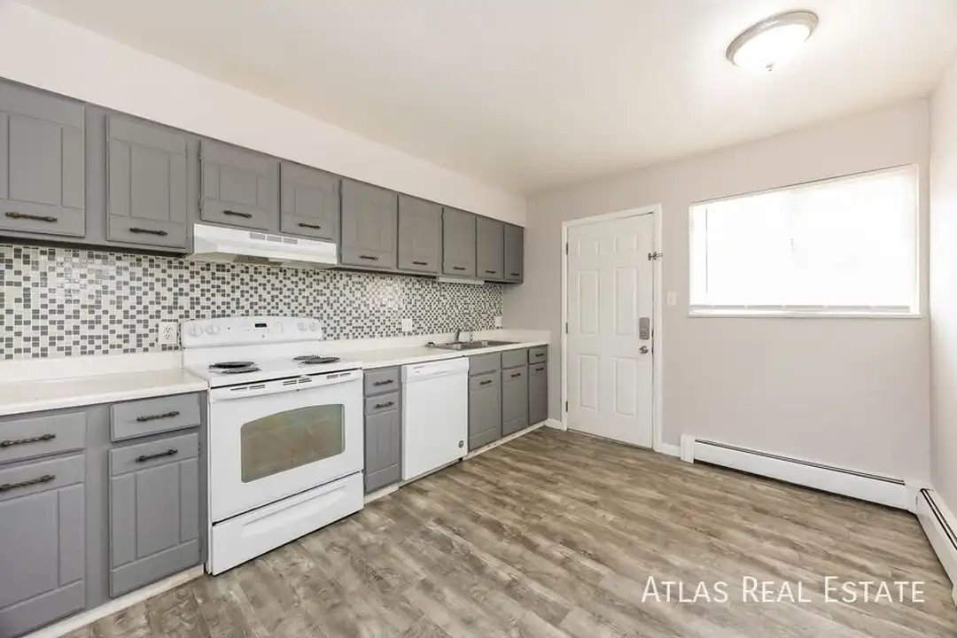2855 Montebello Dr W unit 4 - Colorado Springs, CO | Rent.