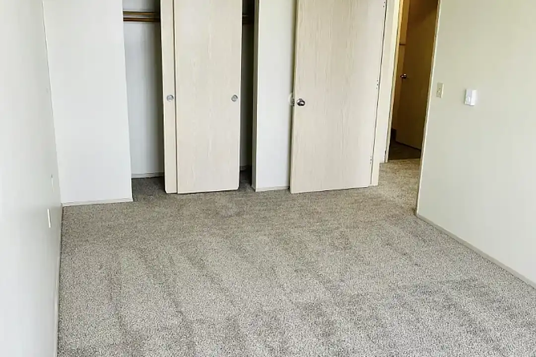 Colby Crest Apartments - 2513 Colby Ave - Everett, WA | Rent.