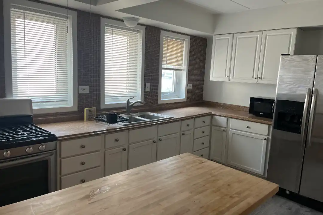 10445 S Keating Ave unit 2A - Oak Lawn, IL | Rent.