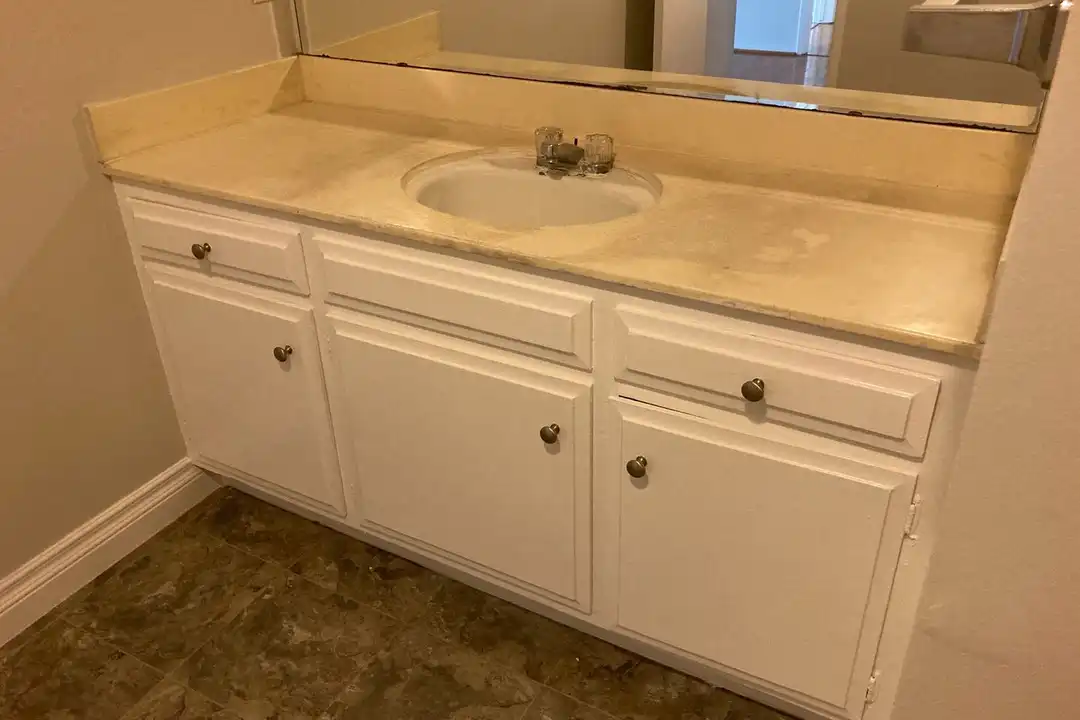 6001 Canterbury Dr - Culver City, CA | Rent.