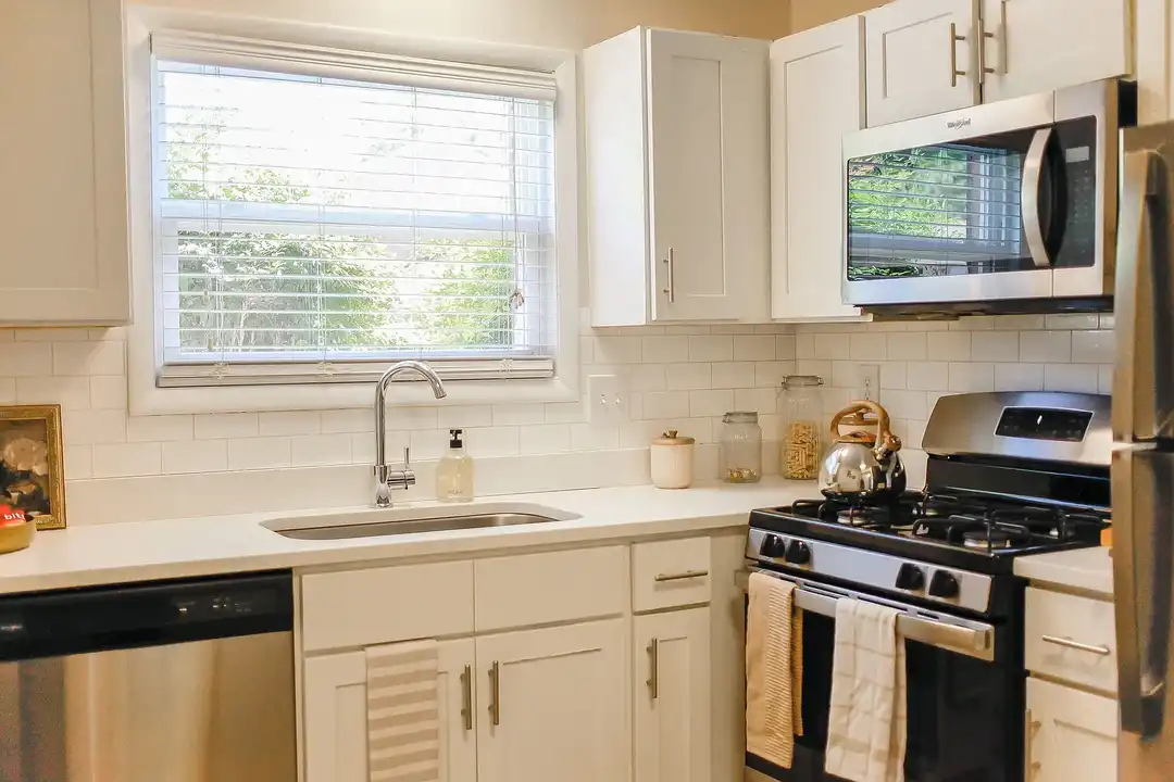 Millspring Commons Apartments and Townhomes - 9318 Tarheel Ter ...