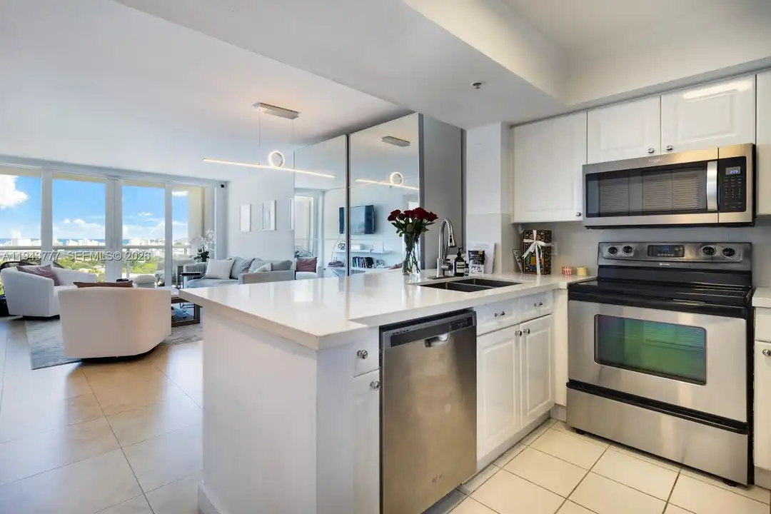 1800 Sunset Harbour Dr unit 1909 - Miami Beach, FL | Rent.