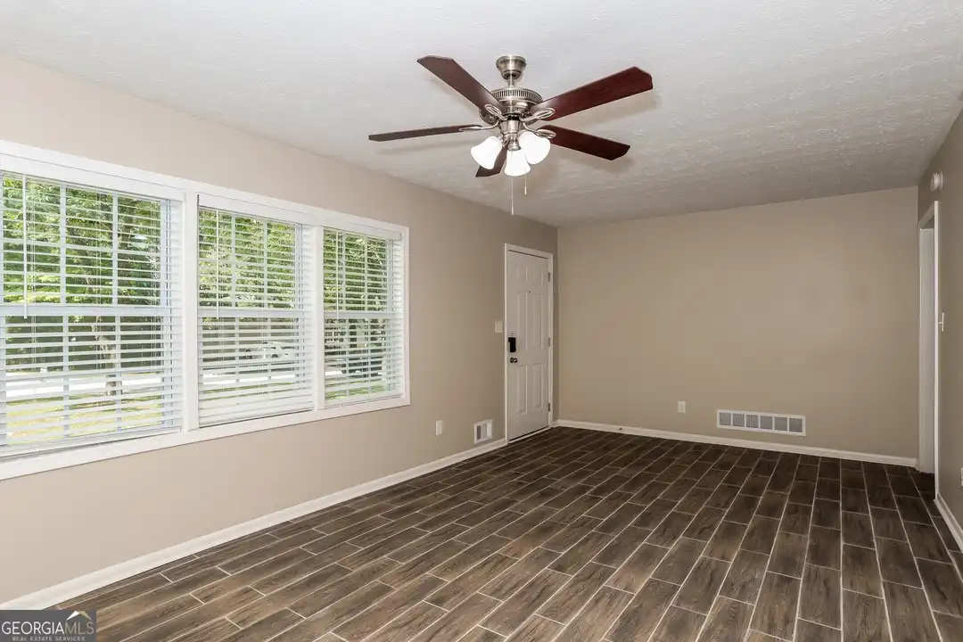 677 Selden Ct - Jonesboro, GA | Rent.