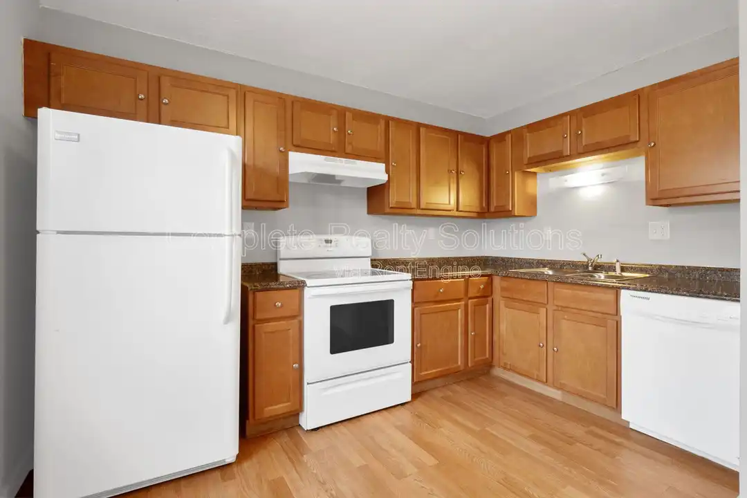 334 Mt Everest Dr unit C - Fenton, MO | Rent.