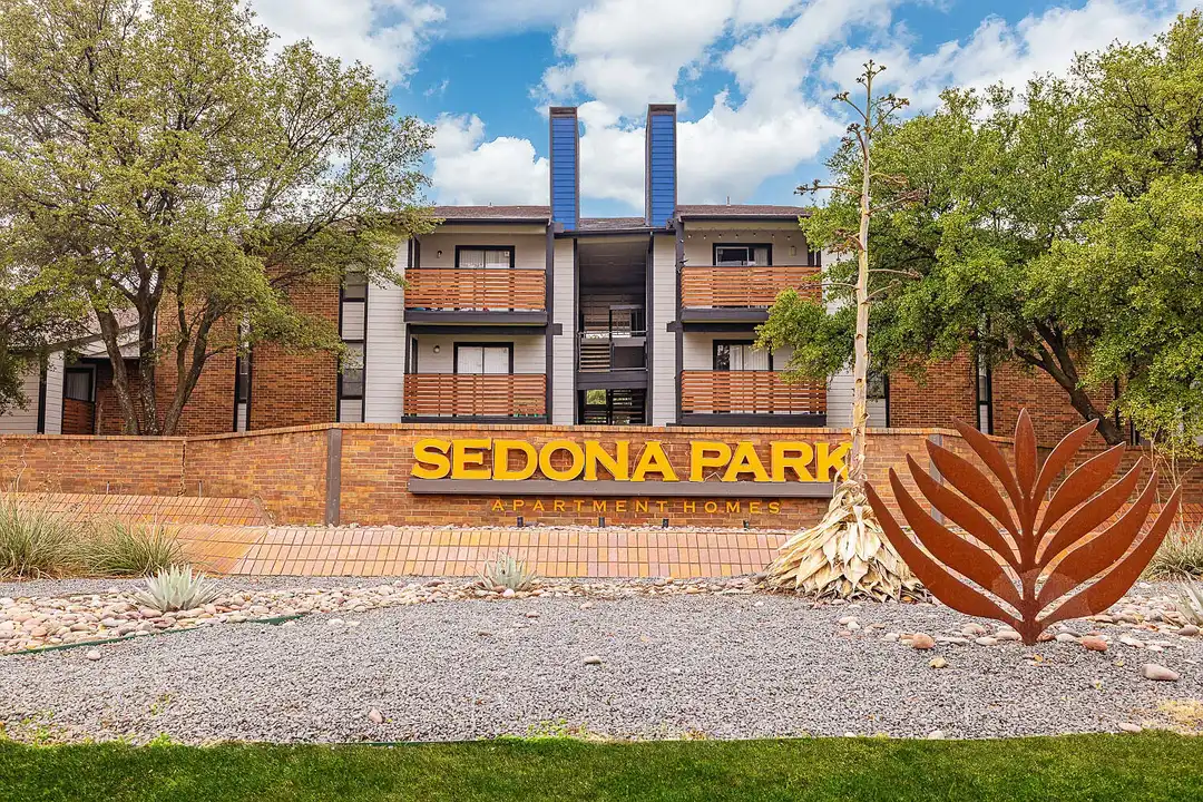 Sedona Park - 4200 W Northgate Dr - Irving, TX | Rent.