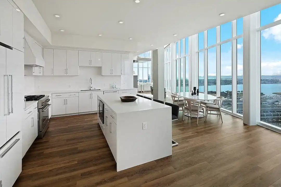 Park 12 - The Collection - 100 Park Plz - San Diego, CA | Rent.