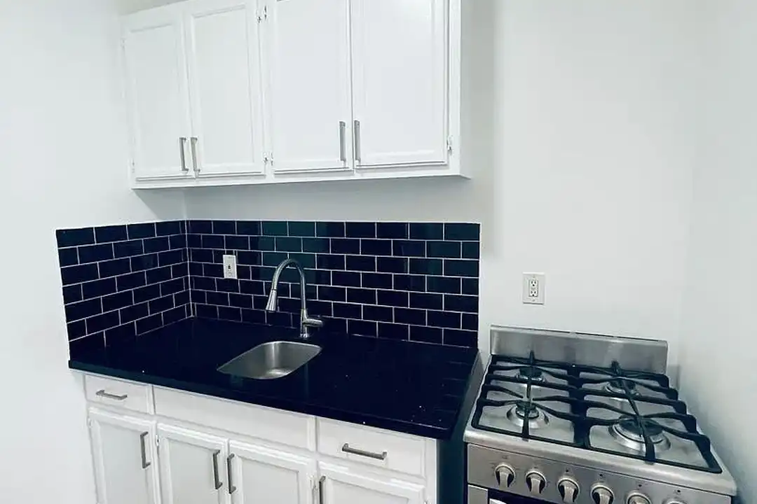 Gem Glendale - 615 S Glendale Ave - Glendale, CA | Rent.
