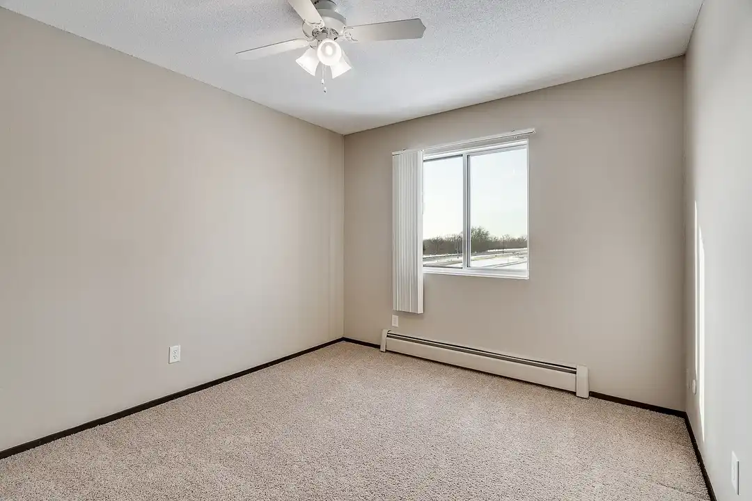 Shepard Terrace - 2061 Shepard Rd - Saint Paul, MN | Rent.