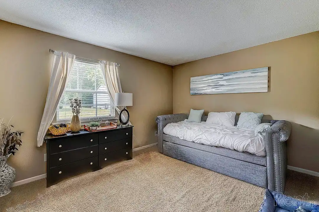 Fieldcrest - 31 Trillium Cir - Dothan, AL | Rent.