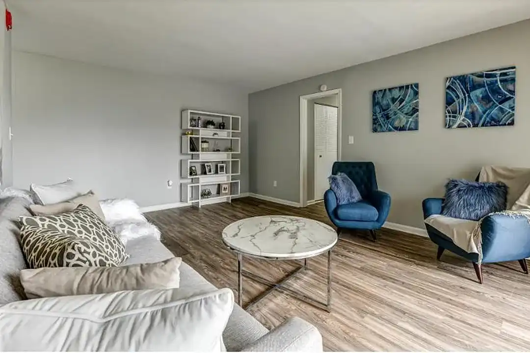 Dover Country Club - 70 Greenway Sq - Dover, DE | Rent.