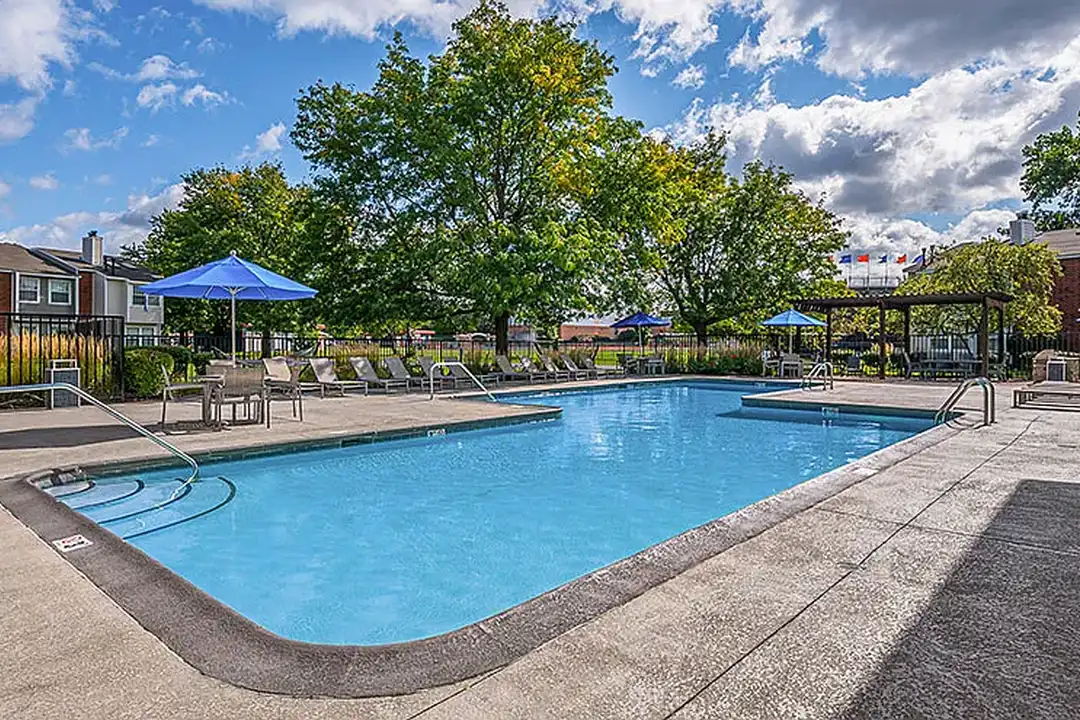 Windscape of Naperville Apartments - 896 Benedetti Dr - Naperville, IL ...