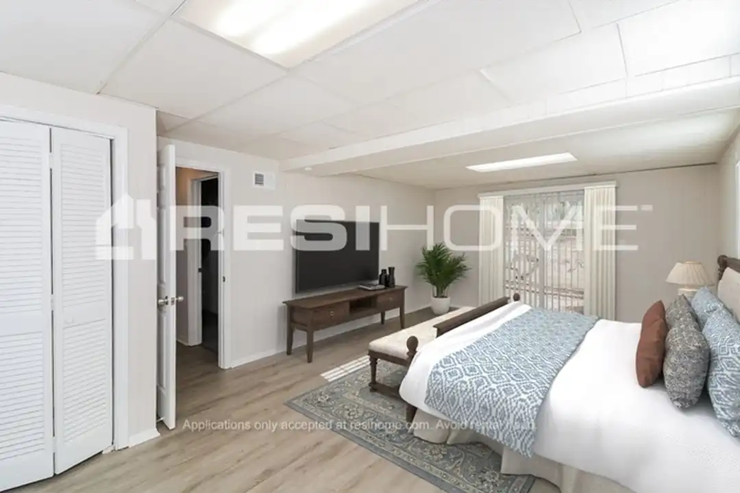 7000 Ledgewood Dr - Forest Park, GA | Rent.